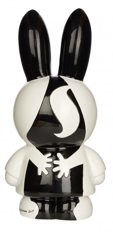 Miffy Hug 25 Cm | Popart Statues - Beautiful And Affordable Art Imagery