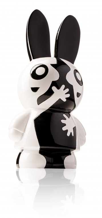 Miffy Hug 25 Cm | Popart Statues - Beautiful And Affordable Art Imagery